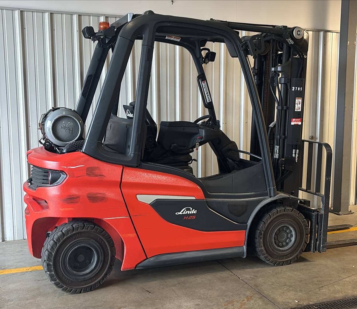 HODGE MATERIAL HANDLING