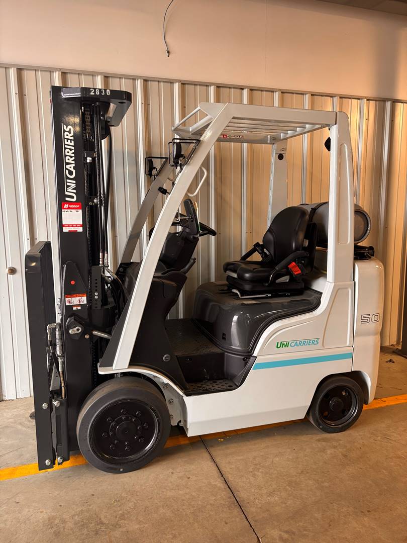 HODGE MATERIAL HANDLING